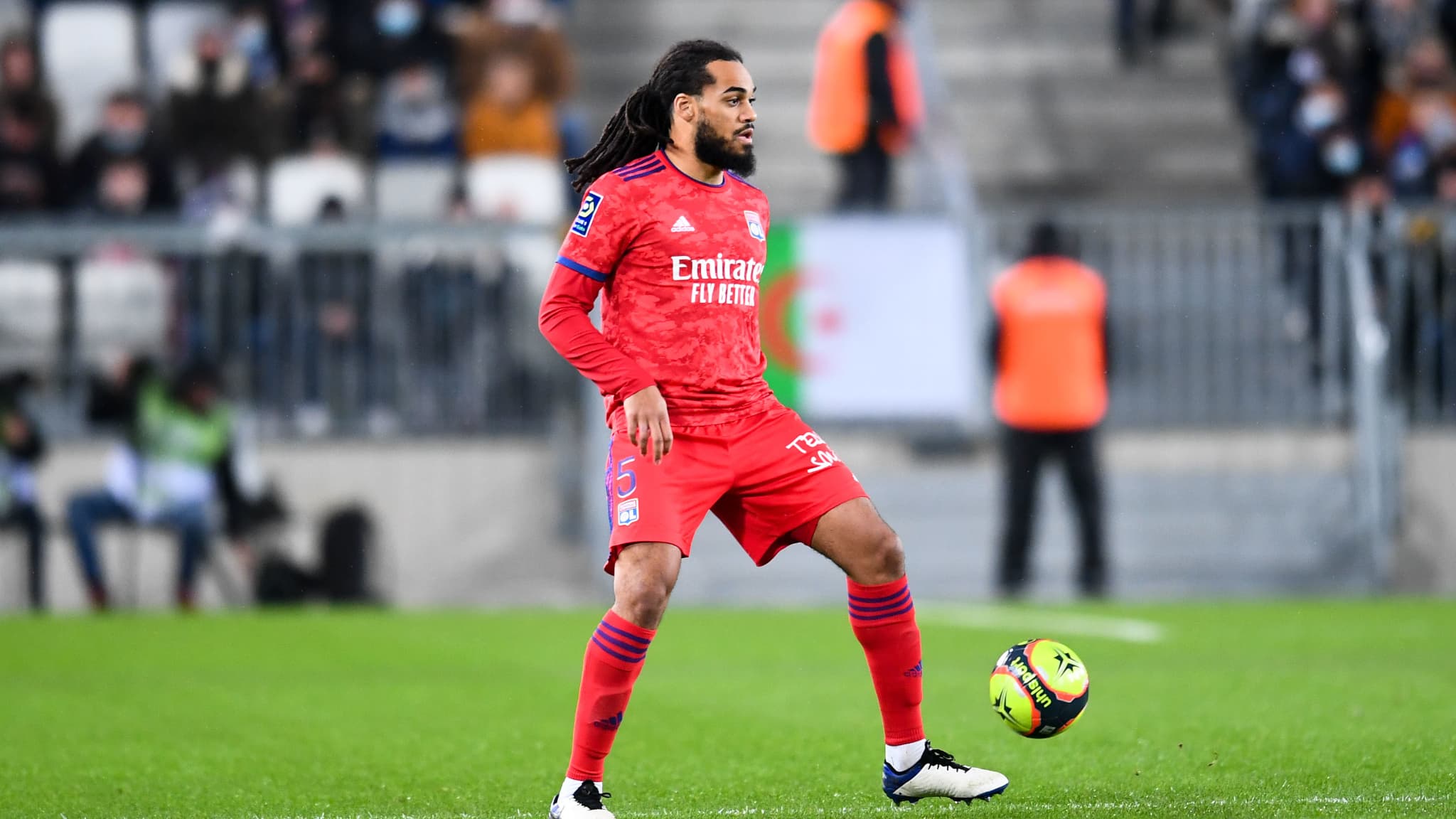 OL: faute d’accord pour prolonger, Denayer proche d’un départ