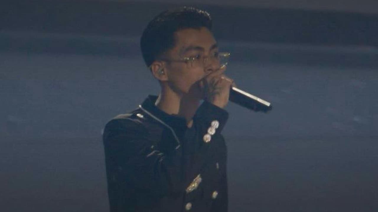 JO 2024: qui est VannDa, le rappeur cambodgien qui s'est produit lors de la cérémonie de clôture?