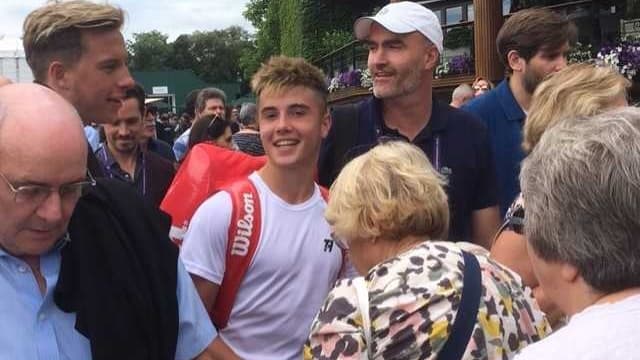 Wimbledon: Loïc Féry, président du FC Lorient et premier supporter de ...