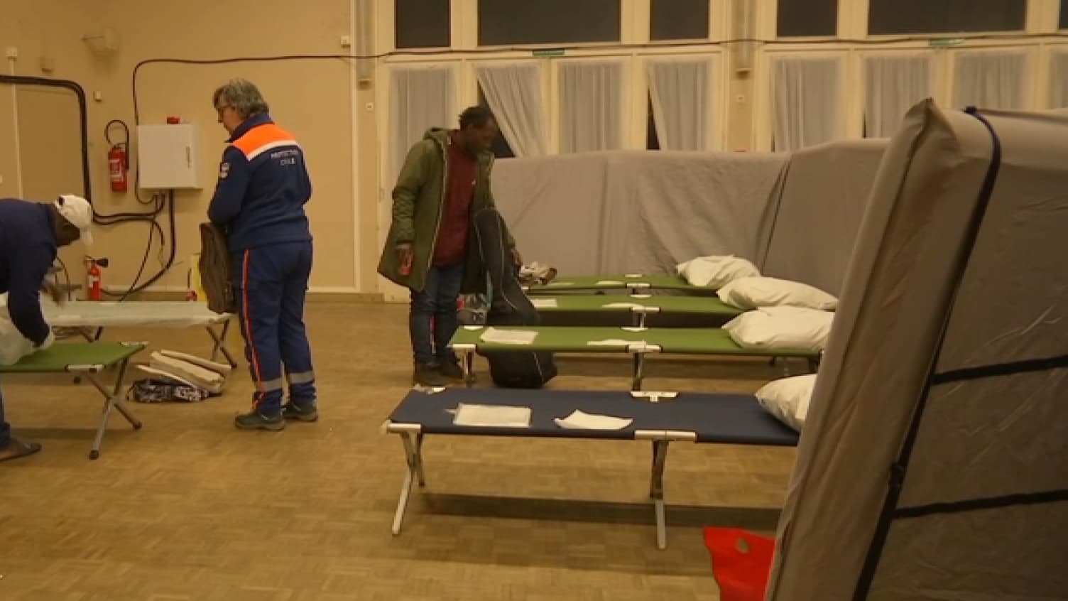 Le plan grand froid activé dans plusieurs départements, 100 places d ...