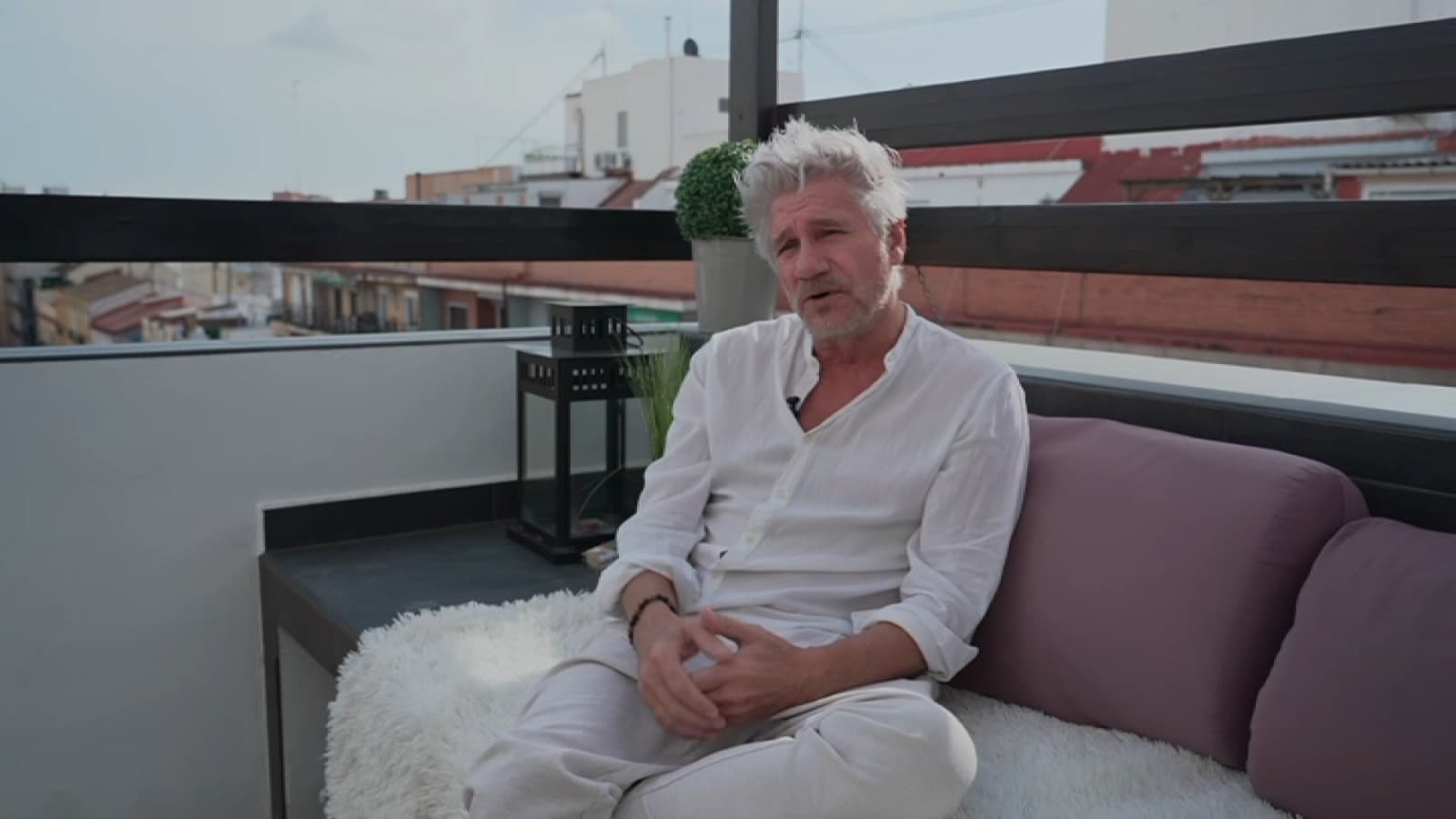 "On ouvre les voitures les unes après les autres": Éric a sauvé ...