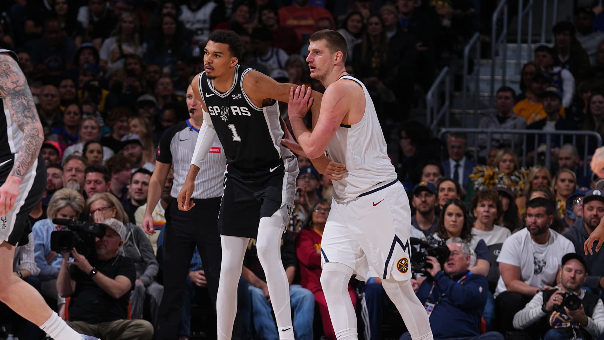 NBA: Wembanyama frôle le (rarissime) quadruple double dans un duel épique avec Jokic