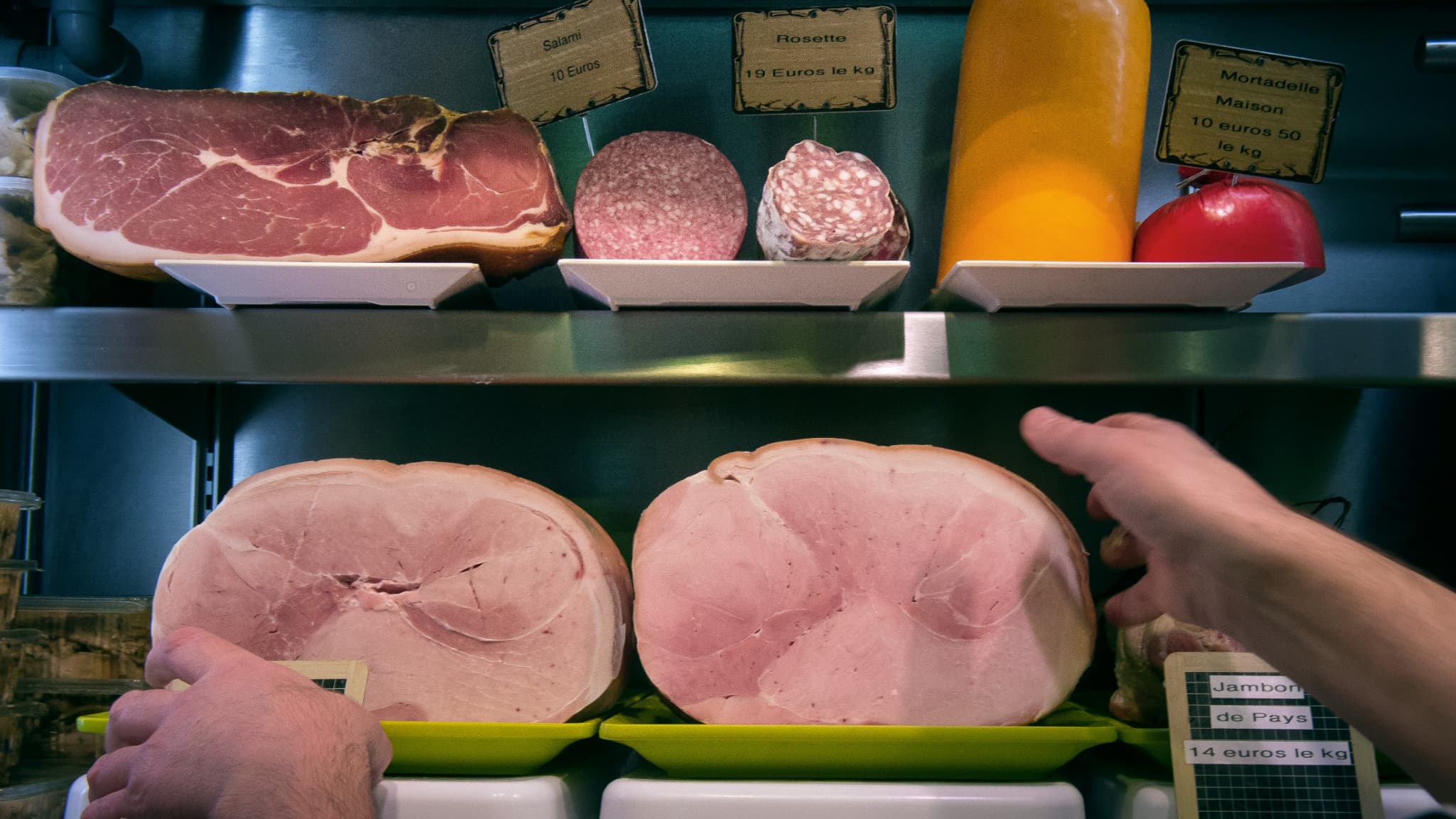 Charcuterie: vers une interdiction des nitrites et la fin du jambon rose? Charcuterie: vers une interdiction des nitrites et la fin du jambon rose?
