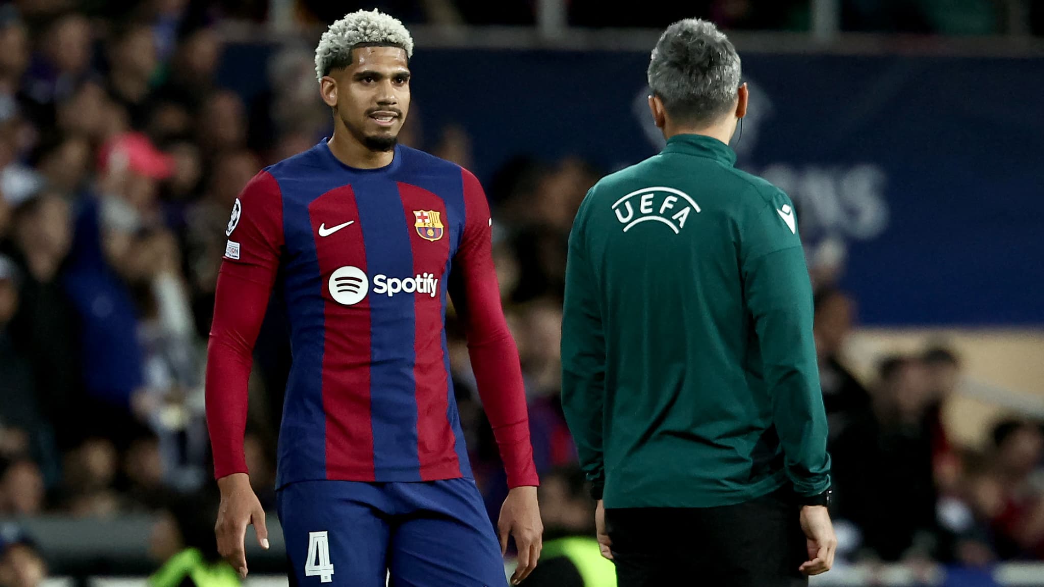 "Ça m'a hanté": les confessions d'Araujo sur son carton rouge lors de ...