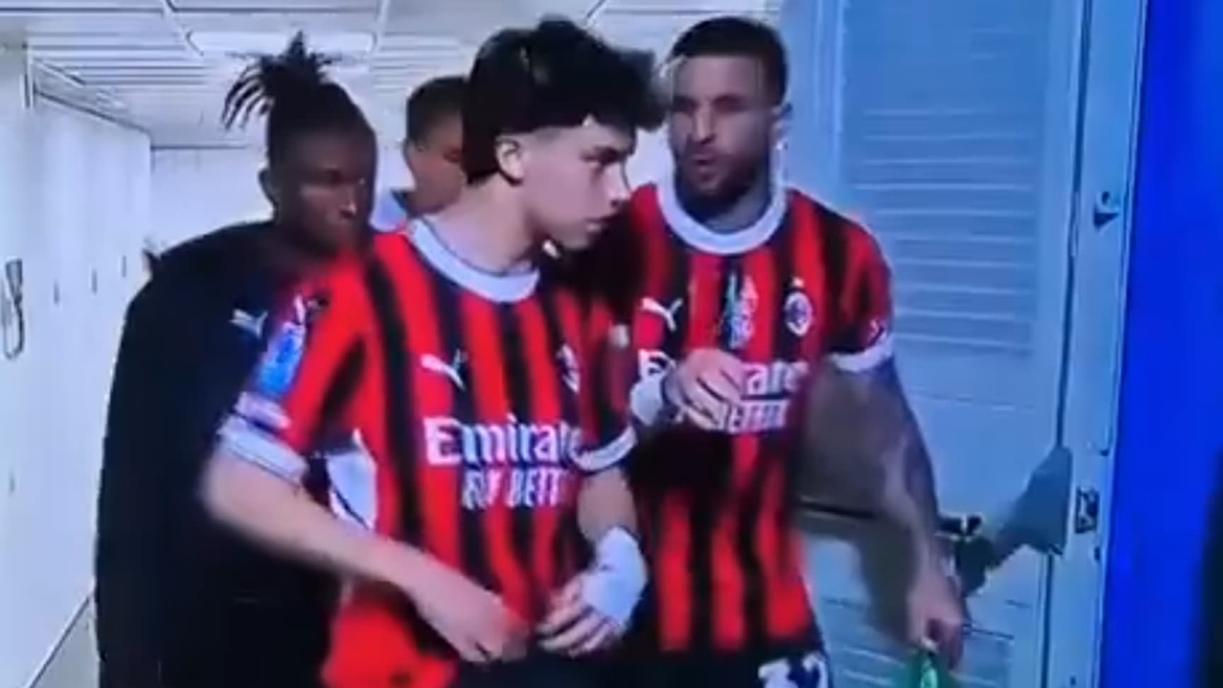 AC Milan: "Passe le ballon, nous ne sommes pas Messi", l’échange tendu entre Kyle Walker et Joao ...