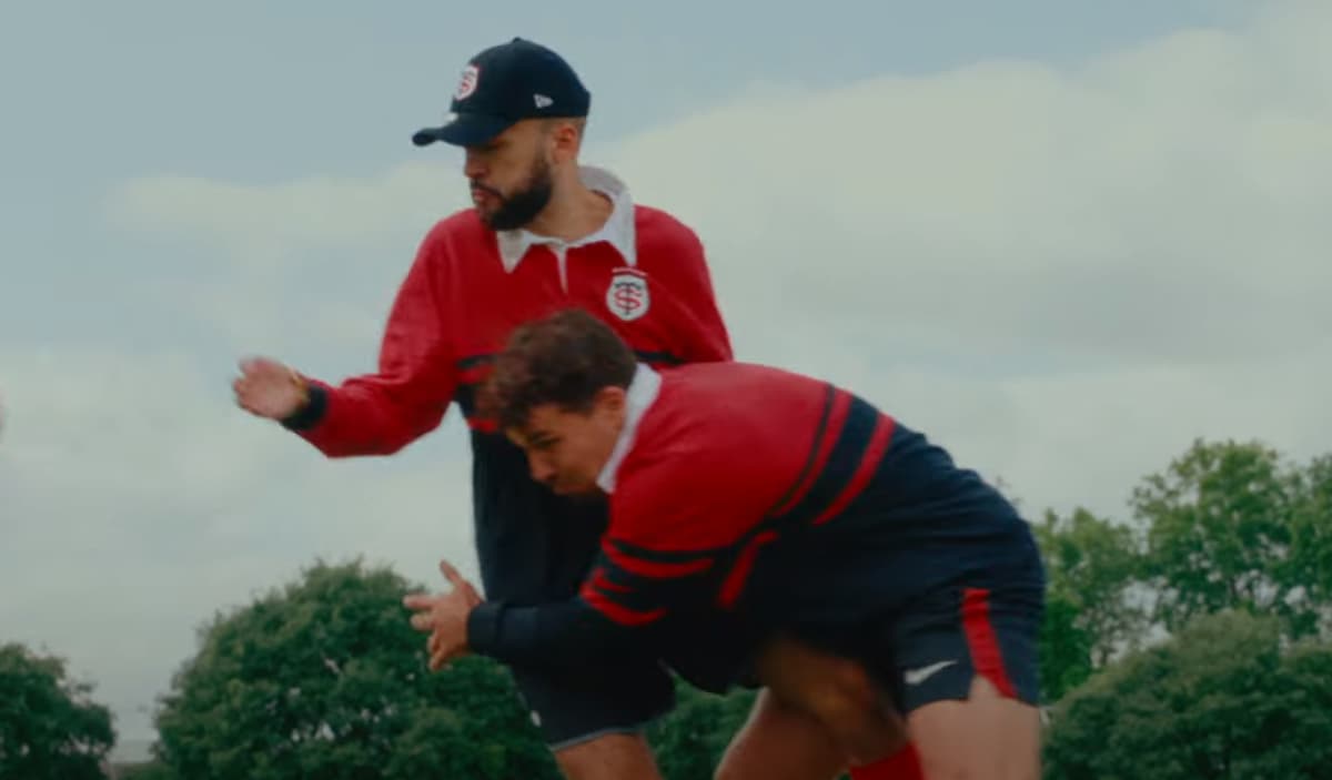 Giroud, Parker, Dupont… Bigflo et Oli entourés de nombreuses stars du sport dans leur dernier clip