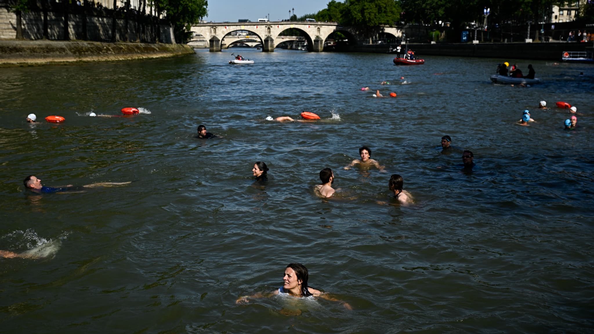JO 2024: dégoûté par le café français, un commentateur italien le ...