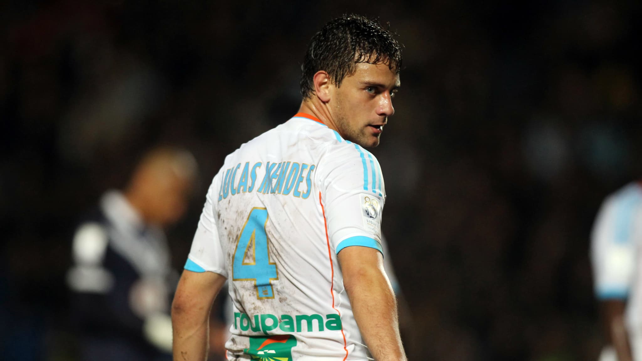 Le défenseur brésilien Lucas Mendes, passé par l'OM, honore sa première ...