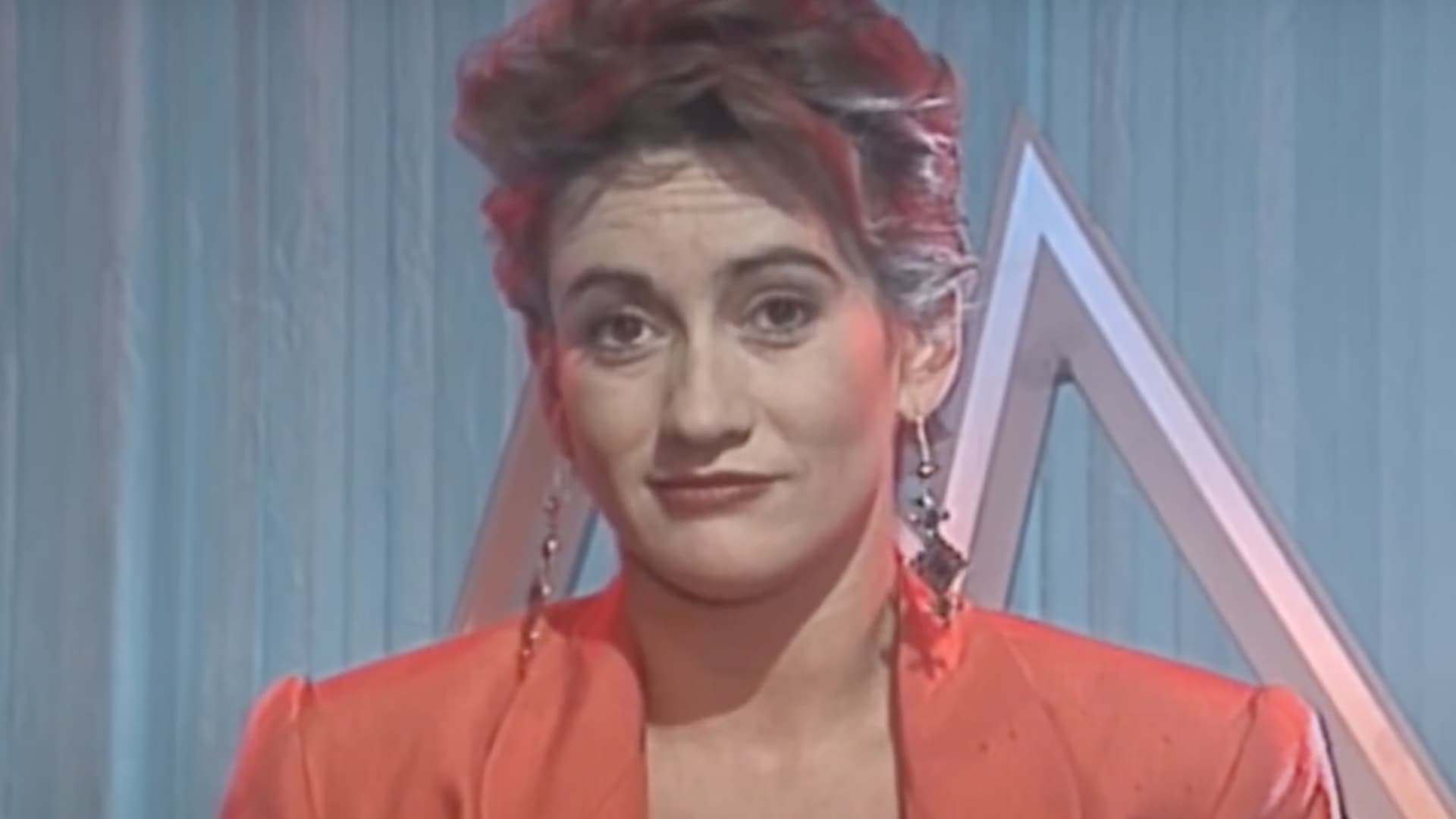 Confinement: Caroline Loeb fait danser des fans et Jean-Paul Gaultier ...