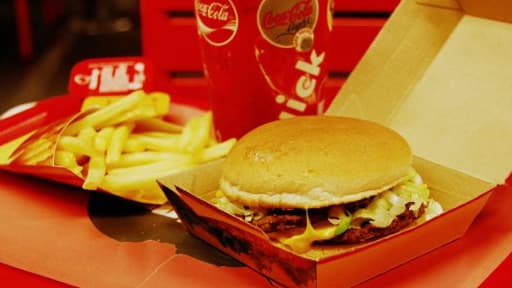 Twitter : Quick poursuit son salarié @EquipierQuick