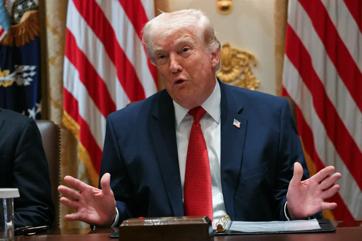 Donald Trump assure que l'opération militaire en Iran est "très en ...