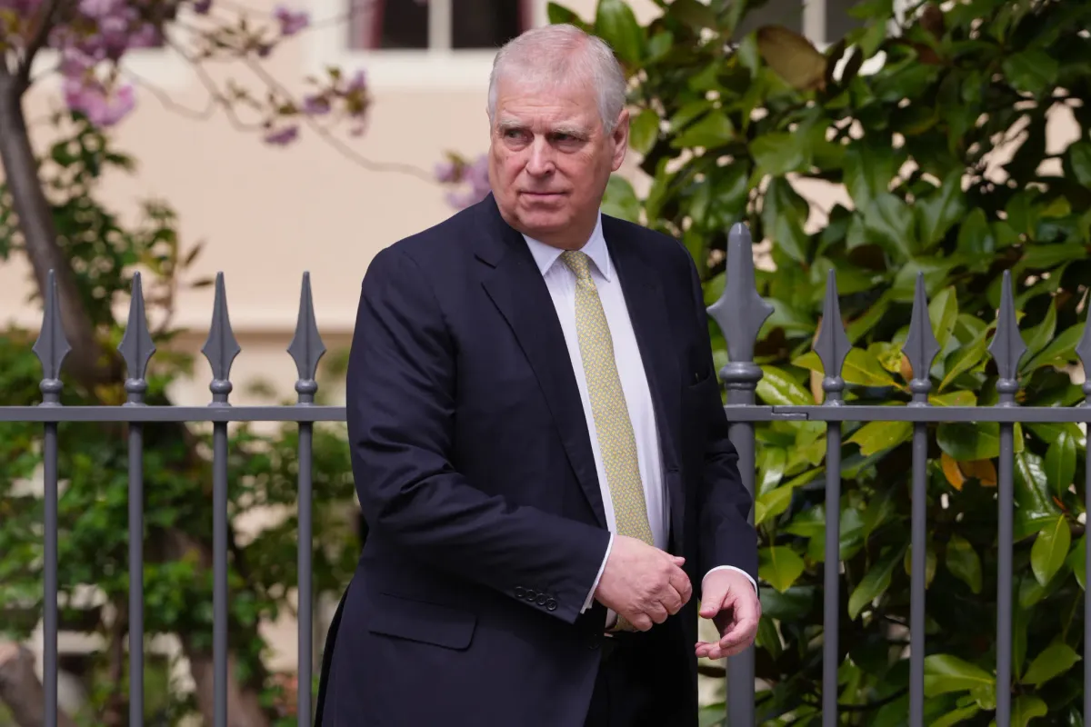 L'ex-prince Andrew arrêté: est-ce une première dans l'histoire de la ...