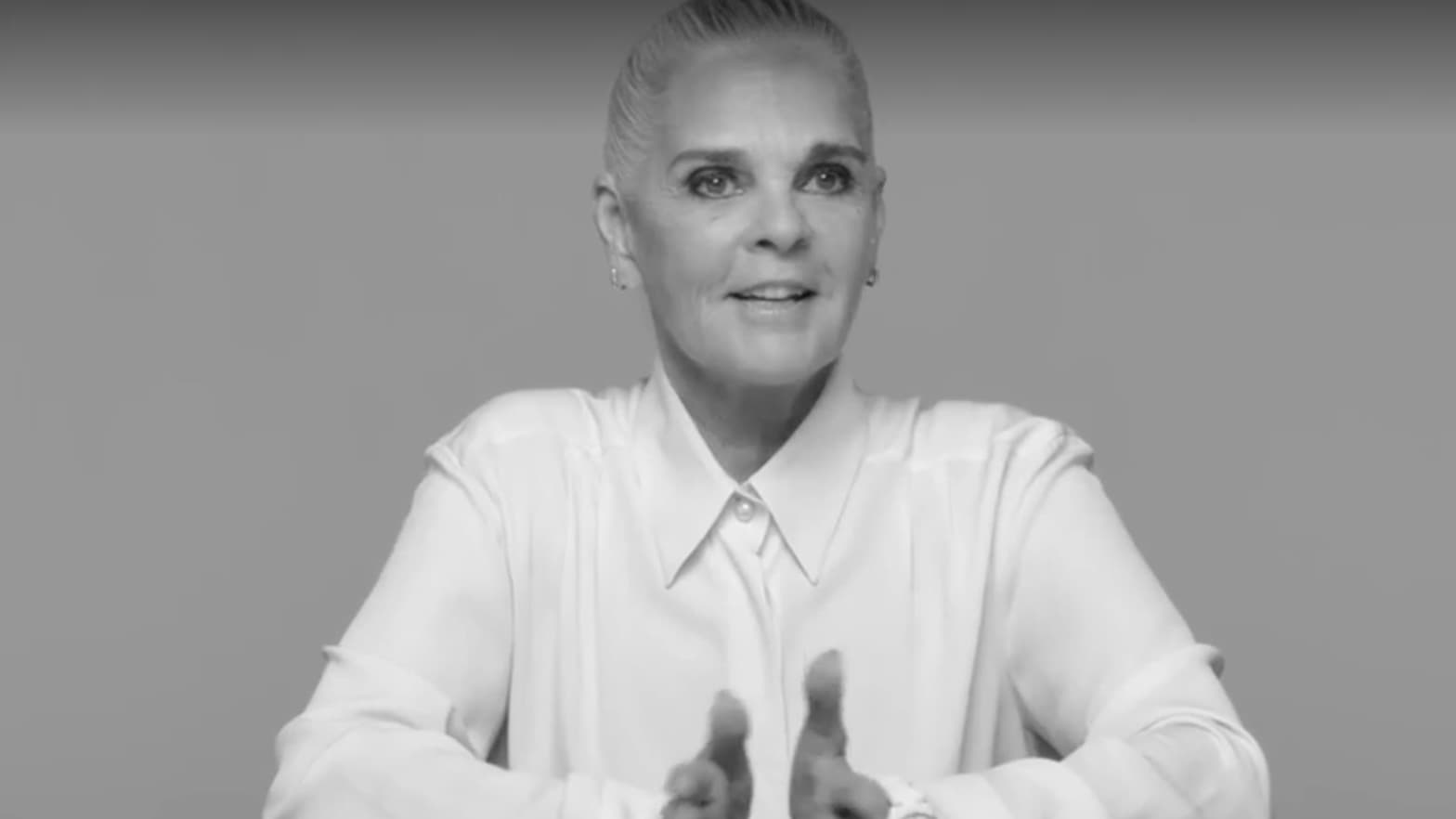 Ali MacGraw: à 80 ans, la star de Love Story redevient égérie Chanel