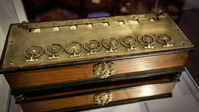 "Trésor national", "valeur unique": qu’est-ce que la "Pascaline", la première machine à calculer ...
