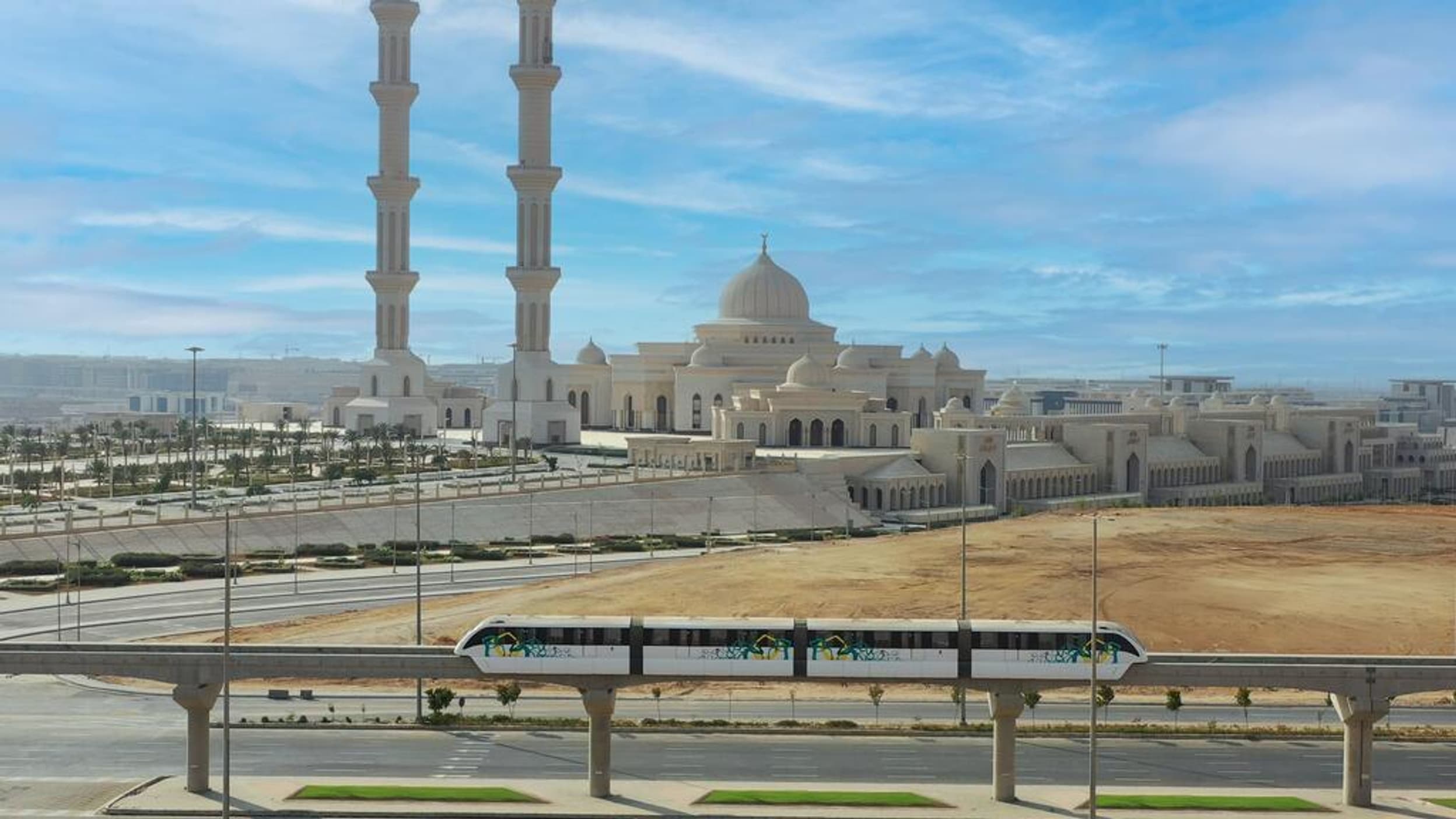 Une première en Afrique: l'Egypte met en service le premier monorail ...