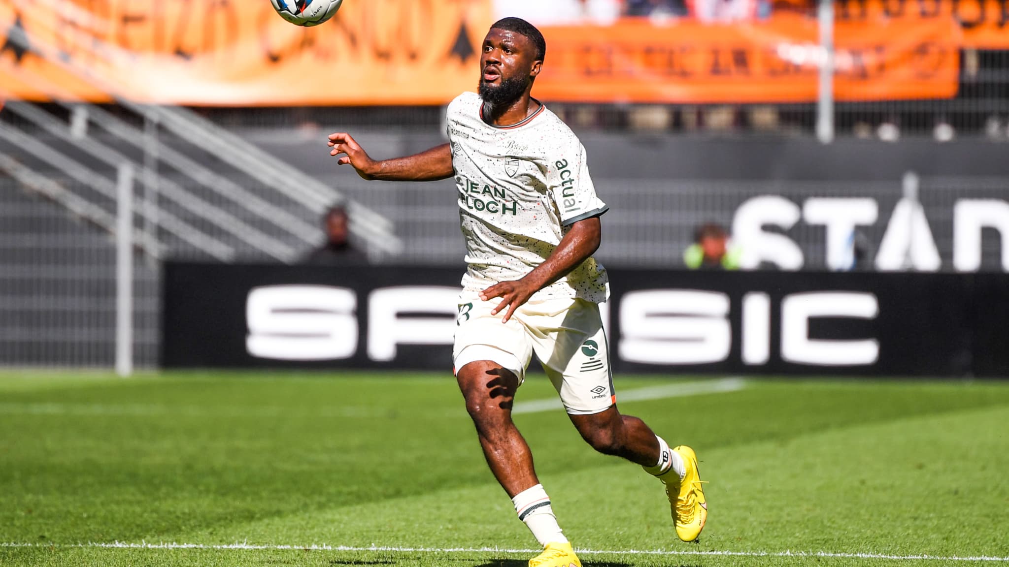 Mercato: Nice veut boucler Moffi ce week-end, Delort proche de Nantes
