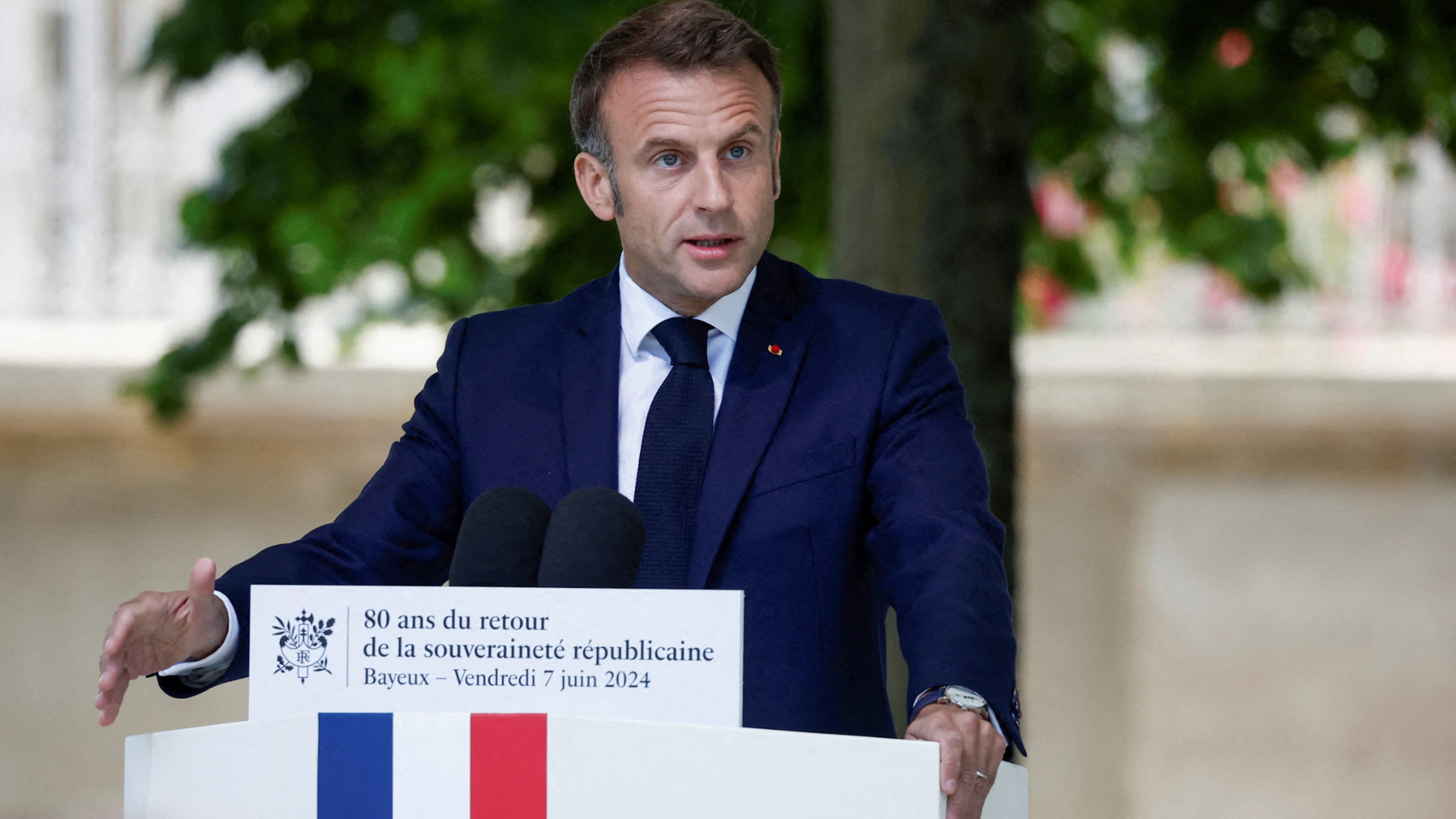 80 ans du Débarquement: Emmanuel Macron et Joe Biden ont rendu hommage aux soldats