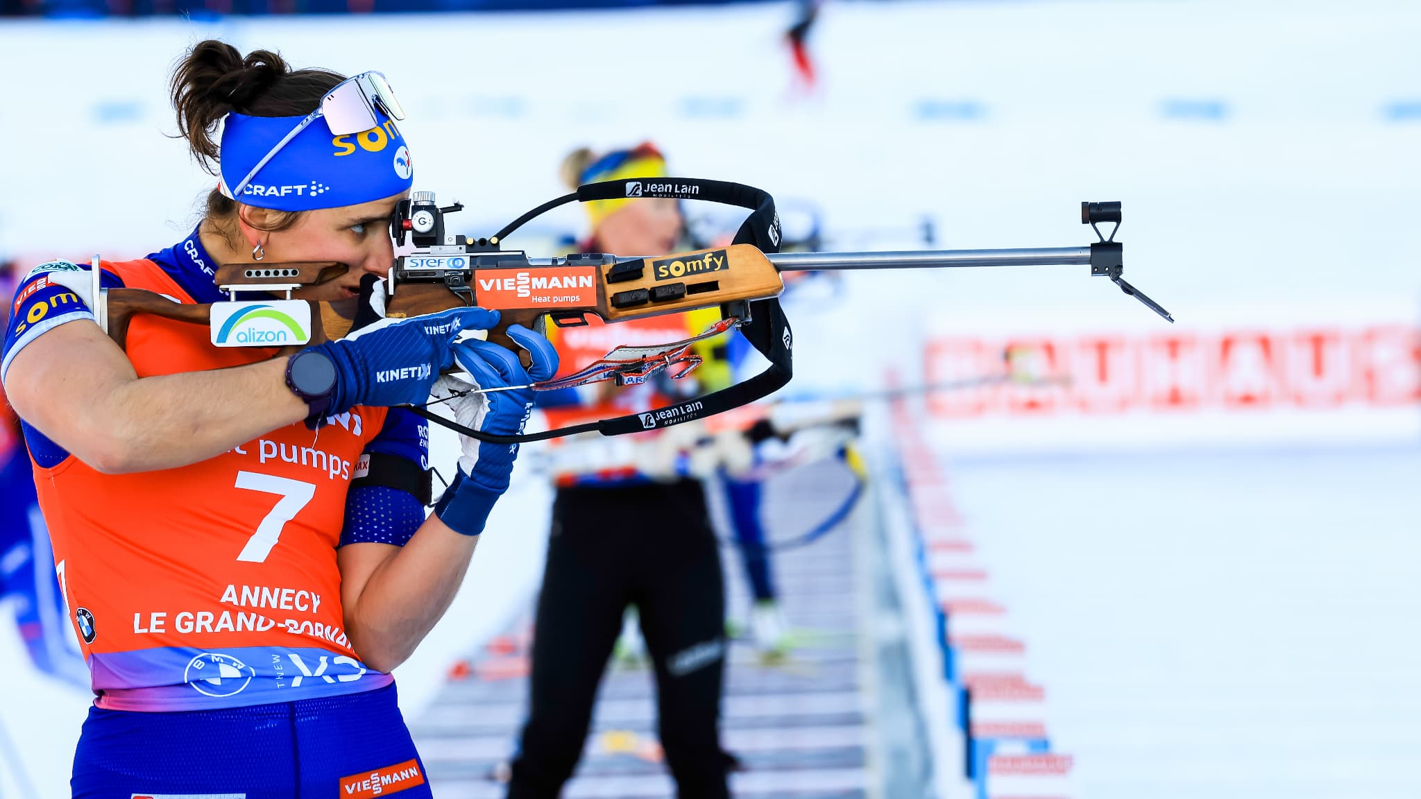Biathlon (Grand-Bornand): Julia Simon monte sur le podium de la ...