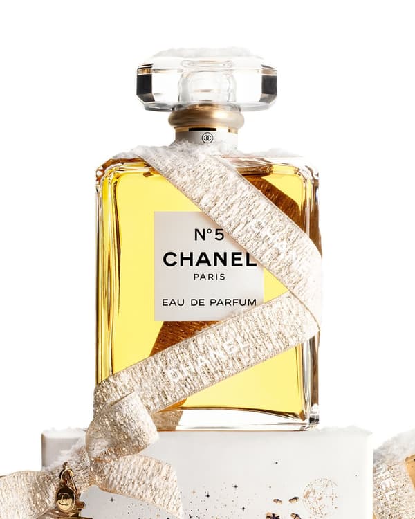 Chanel offre un nouveau flacon à son mythique N°5: dans les coulisses d'une révolution
