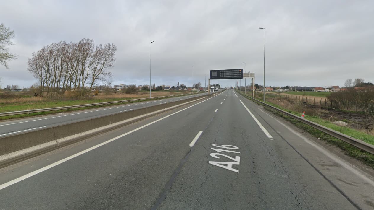 Calais: une quinzaine de migrants fauchés sur l'autoroute, deux ...