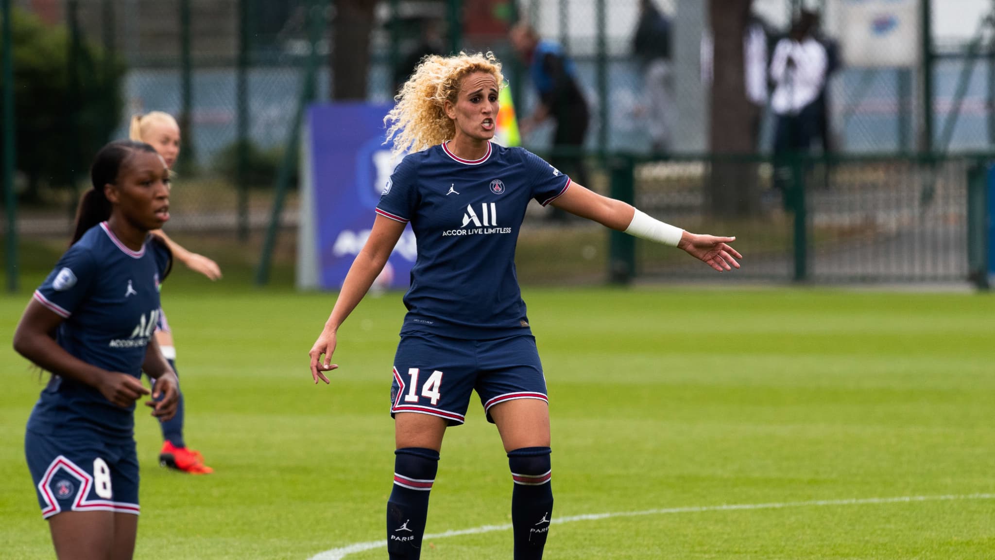 Affaire Hamraoui: "Un préjudice physique et psychologique important", l ...