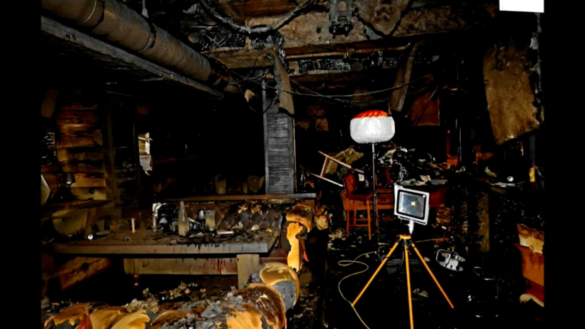 DOCUMENT BFMTV. Les images de l'intérieur du bar Le Constellation après ...
