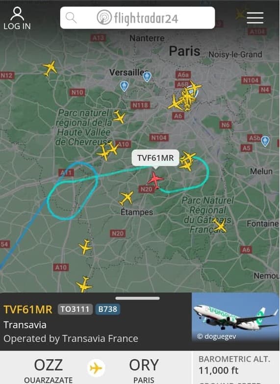Orages: sur Flight Radar, les trajectoires des vols déroutés montrent la pagaille à Orly et Roissy