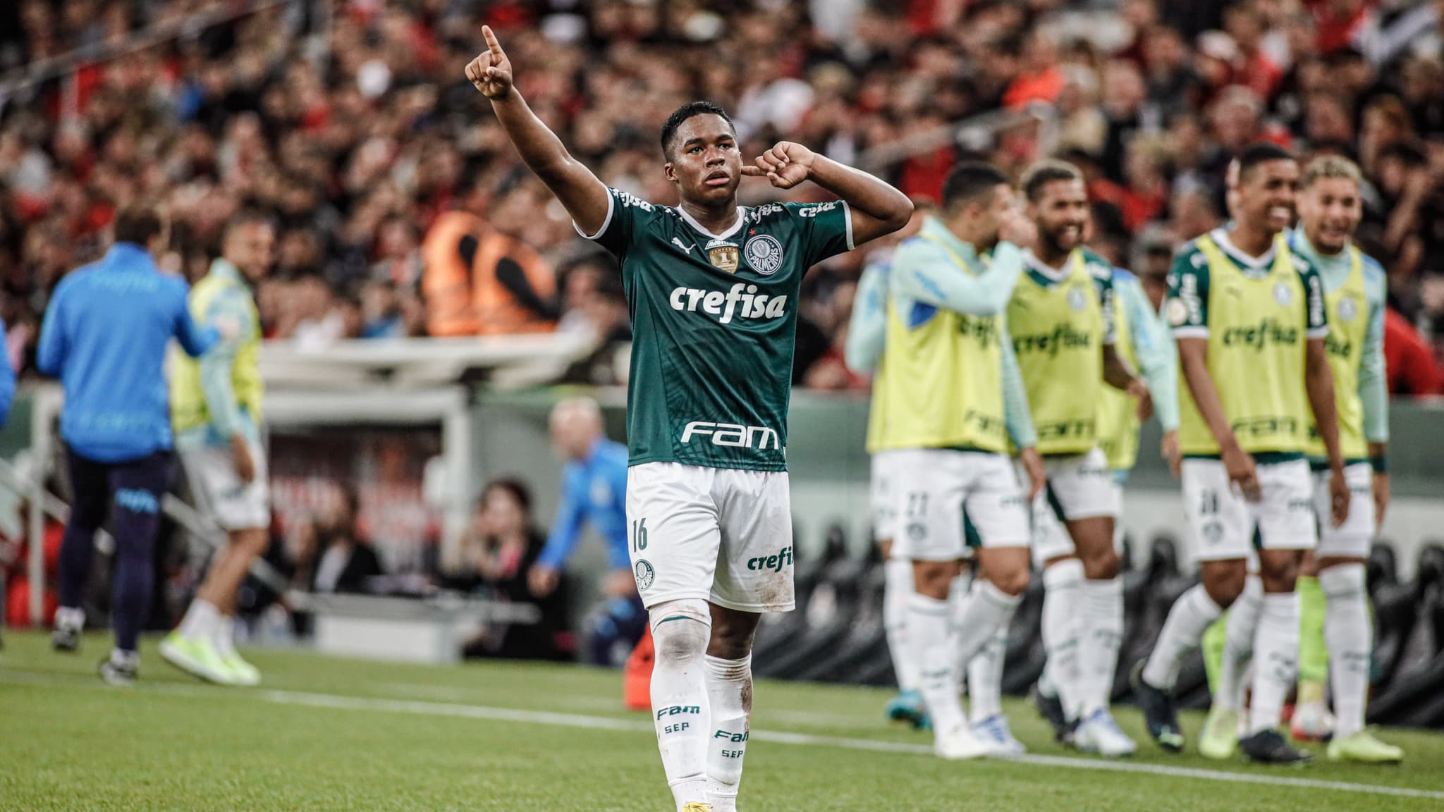 Brésil: évoqué au PSG, Endrick devient le plus jeune buteur de l ...