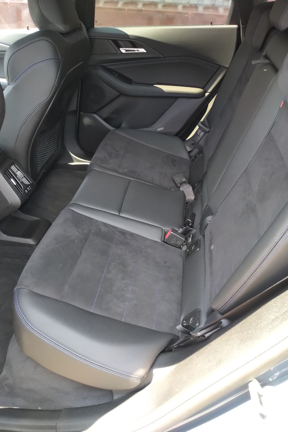 Essai - BMW 225e XDrive Active Tourer, un monospace économique et dynamique