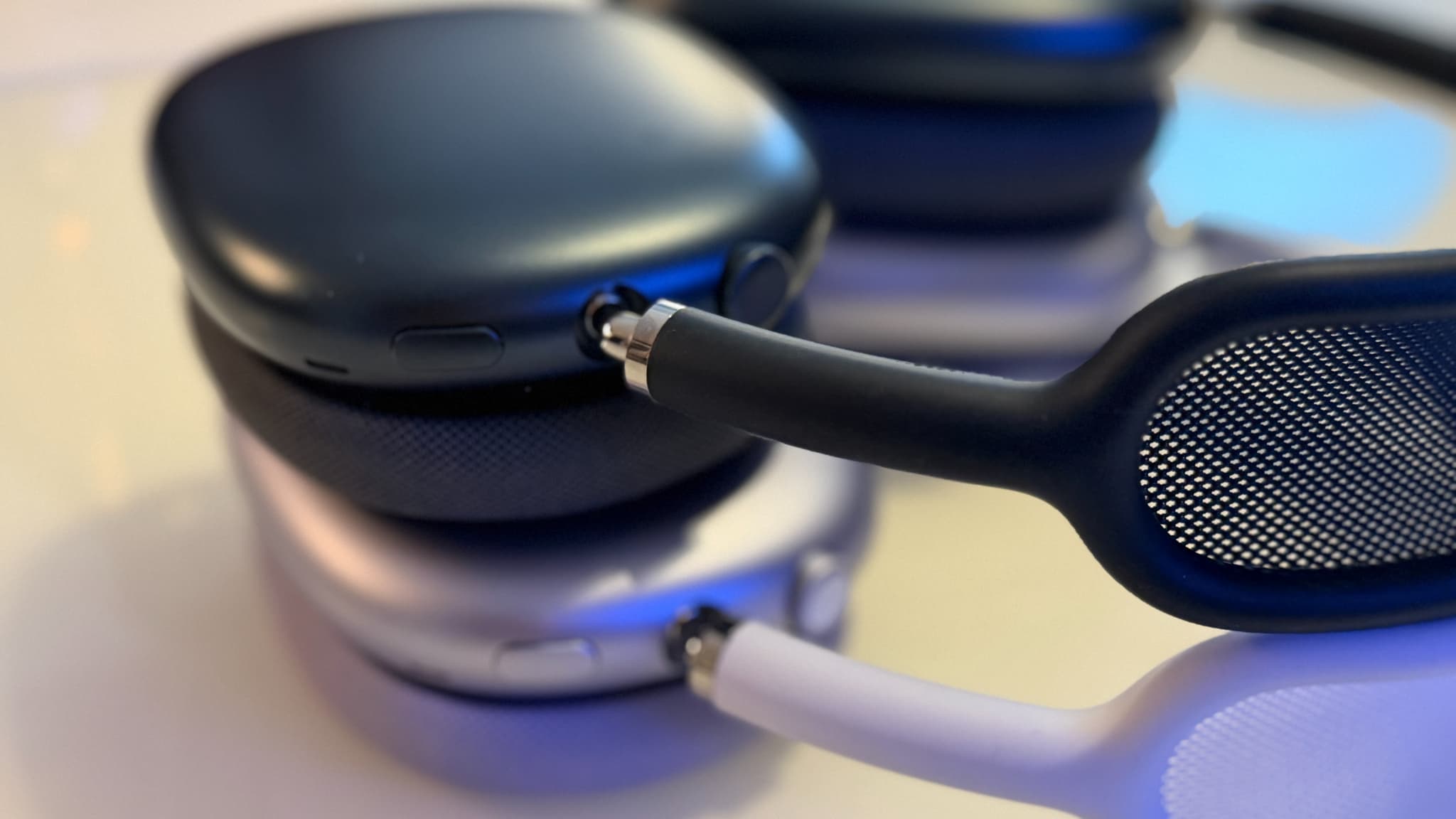 On a testé les Airpods Max 2: face aux Airpods Pro 3, le son haut de ...