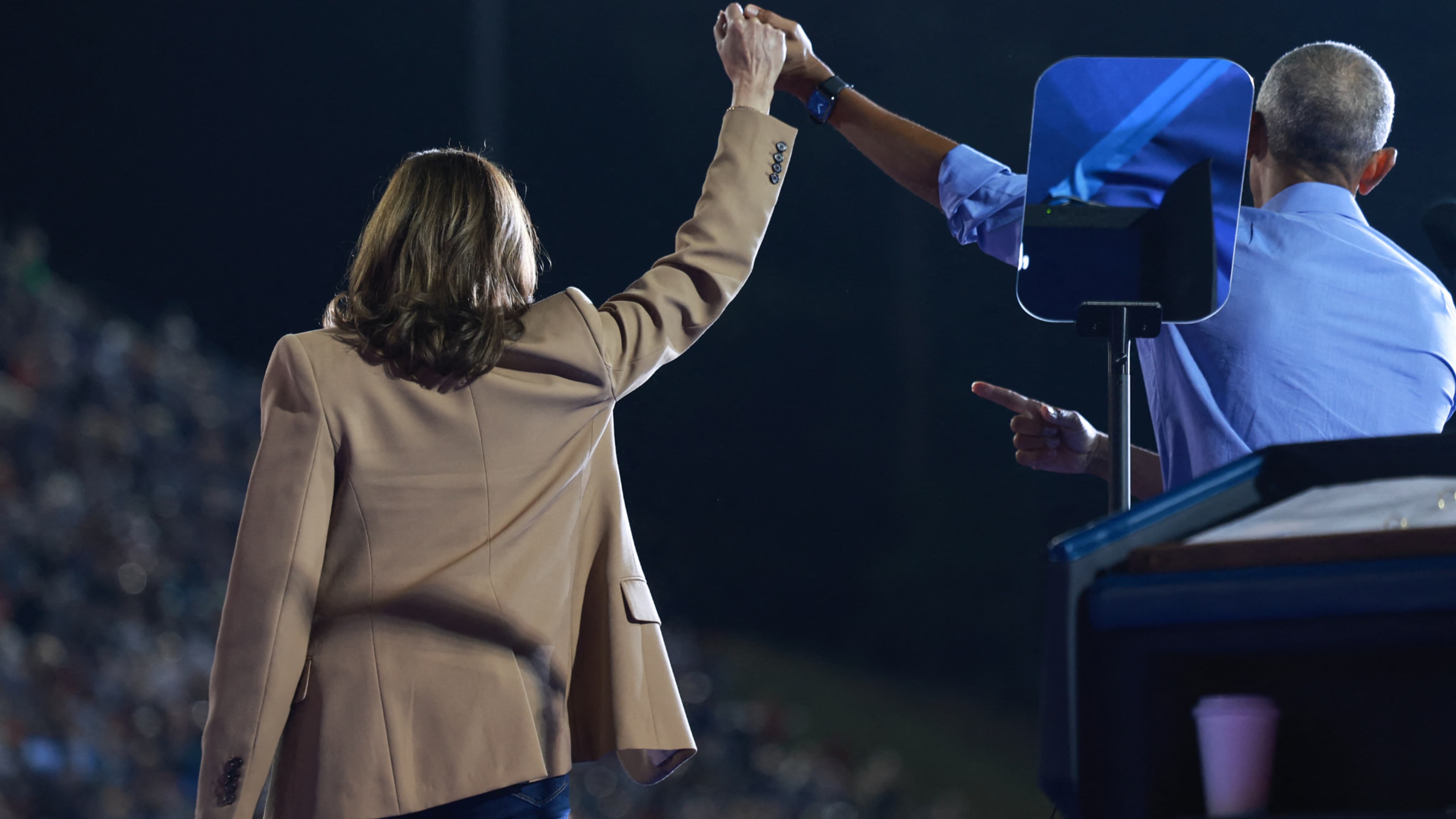 "Yes We Can!": les images de Barack Obama et de Kamala Harris pour leur ...