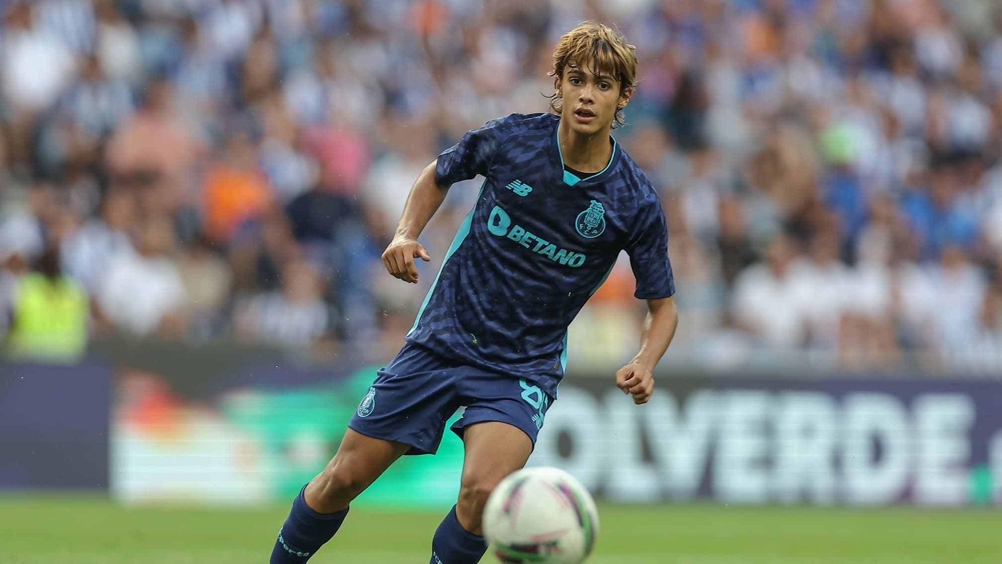 Rodrigo Mora, la nouvelle pépite du FC Porto de 17 ans qui enflamme les compteurs