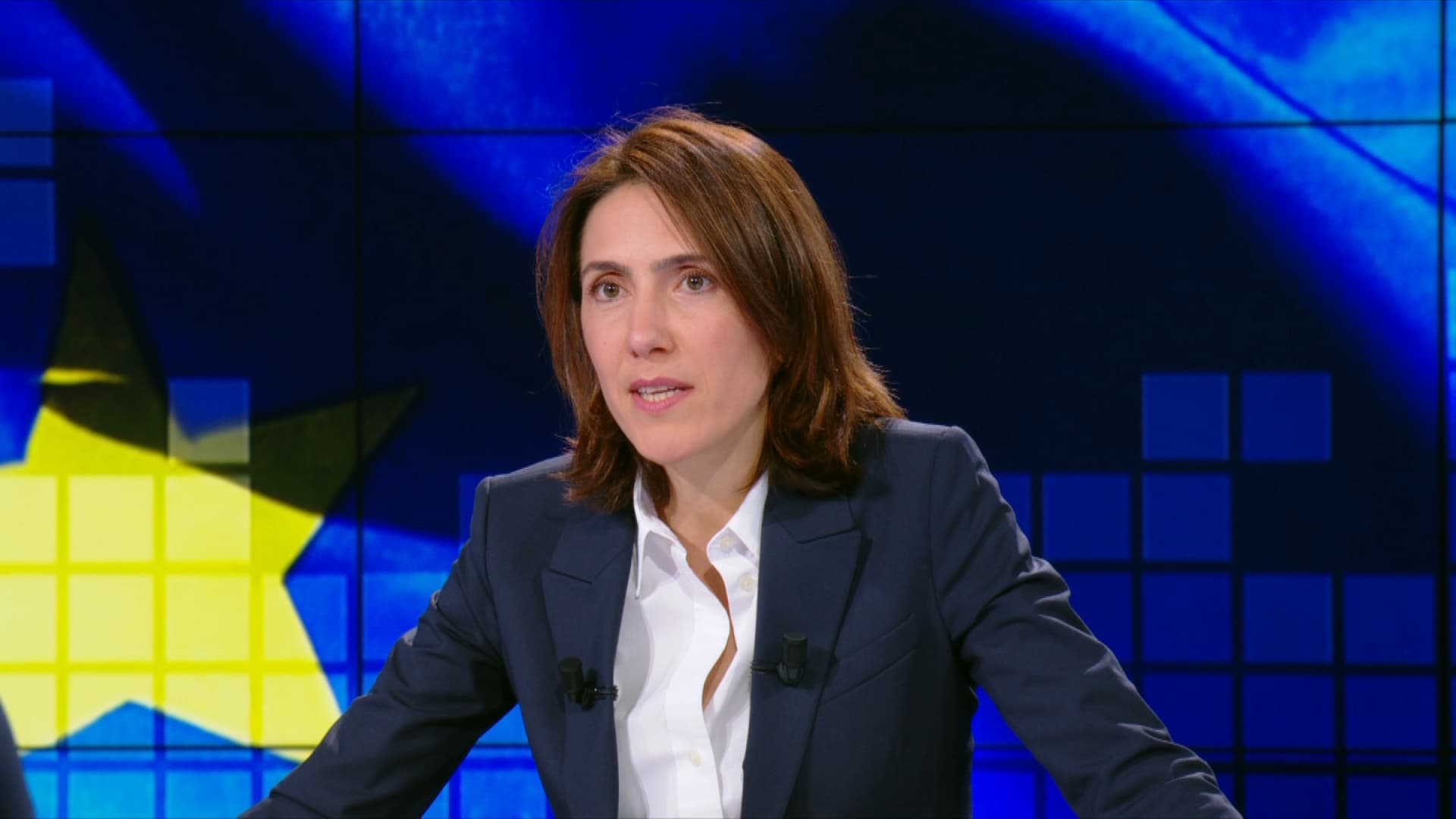 Taxation des ultra-riches: Valérie Hayer appelle à "un débat à l ...