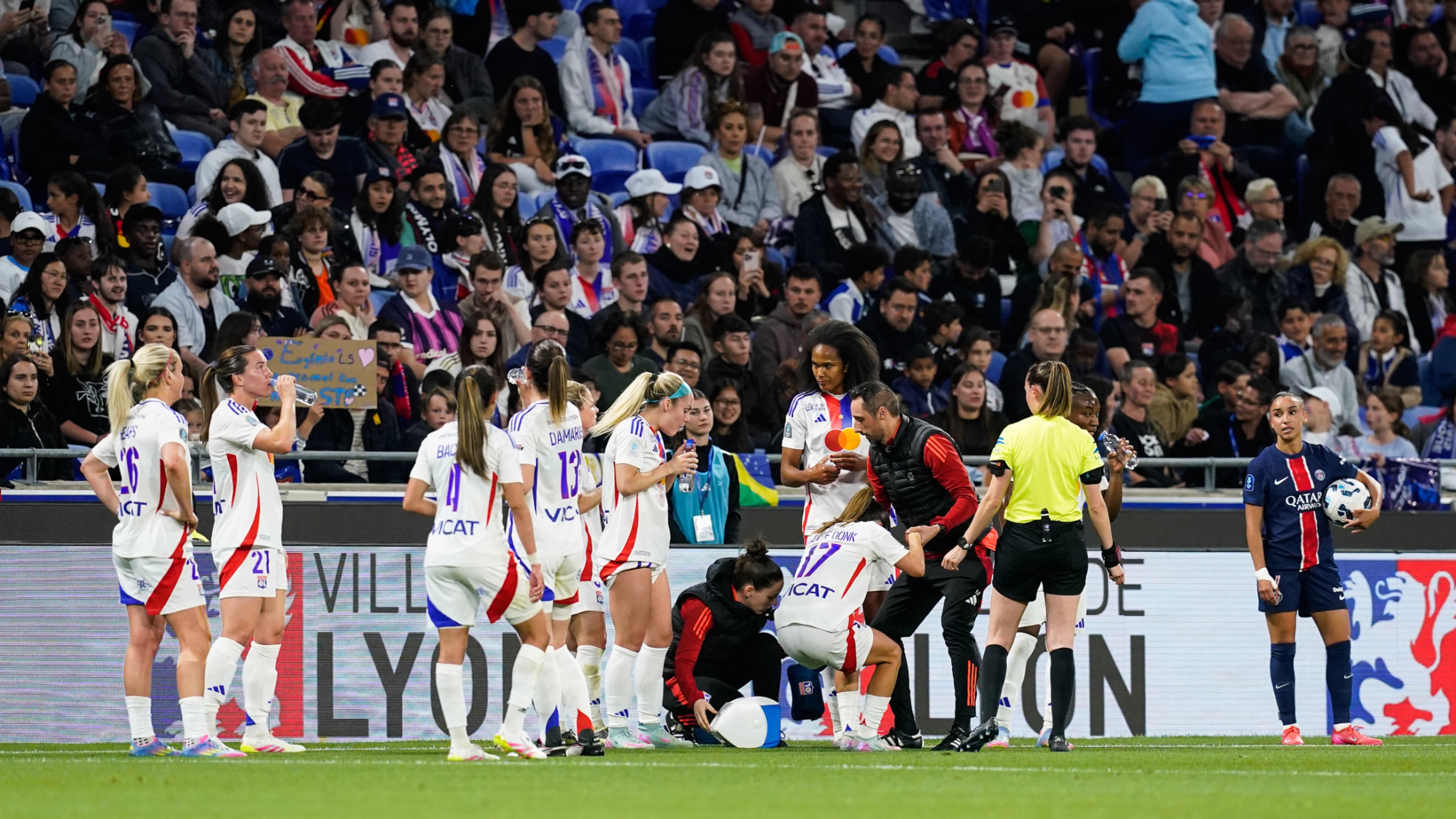 Arkema Première Ligue: Face au PSG, L'Olympique Lyonnais s'offre un 18e titre