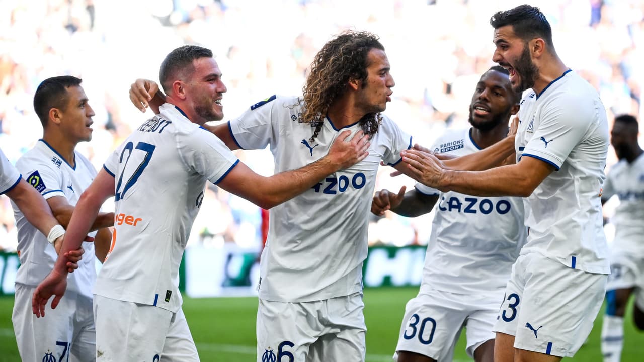 PRONOS PARIS RMC Le pari football d'Éric Di Méco du 1er novembre 2022 ...