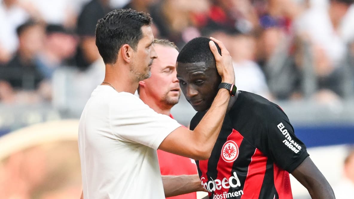 Mercato: l'entraîneur de Francfort envoie un message à Kolo Muani après son refus de s'entraîner