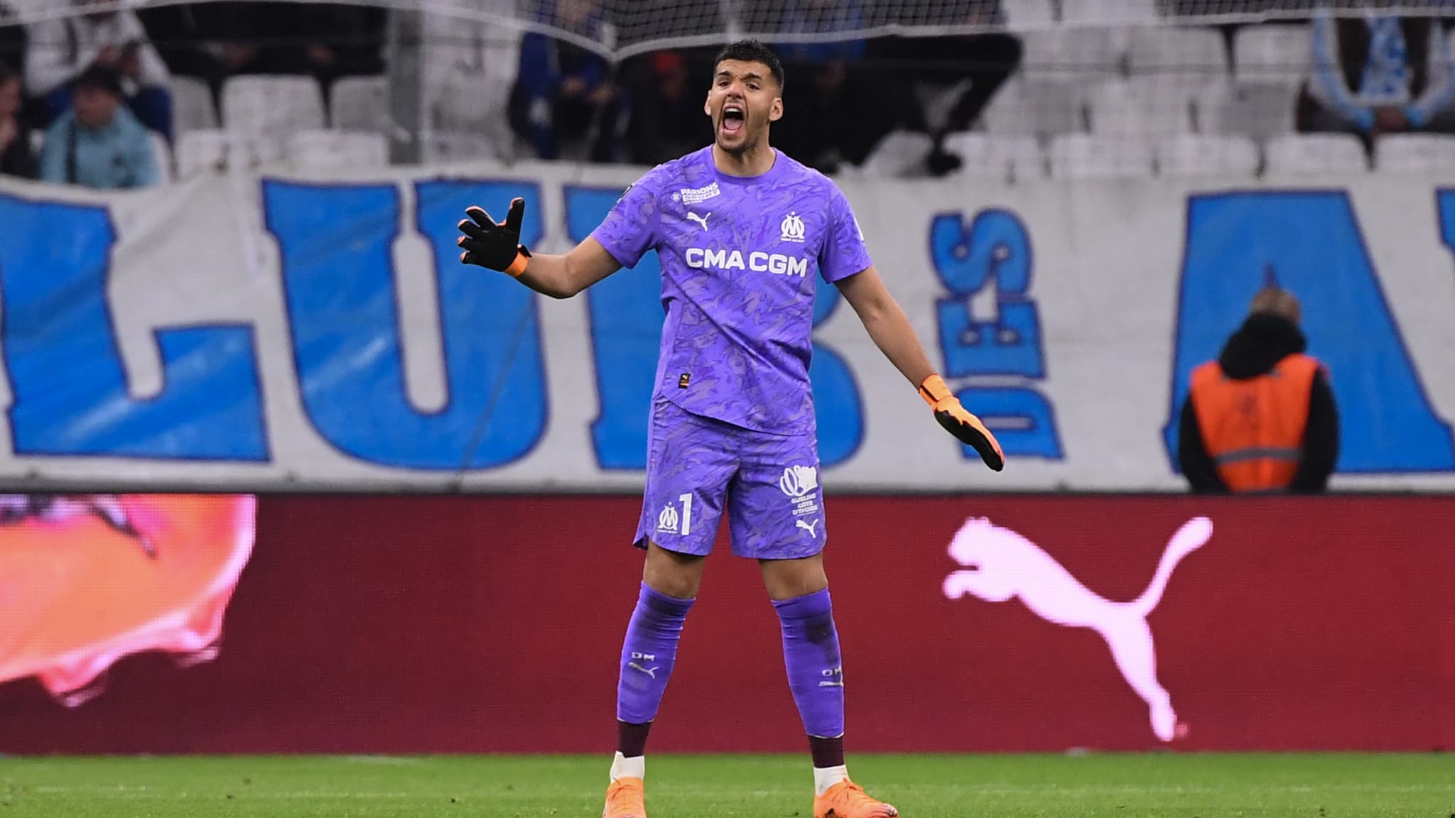 "La réponse des supporters a été vraiment énorme", le surprenant carton du maillot de Geronimo ...