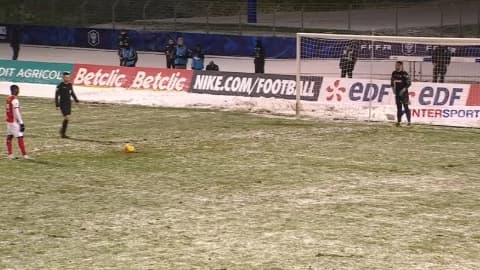 "Un moment chiant": Karel Geraerts revient sur la scène insolite du ...