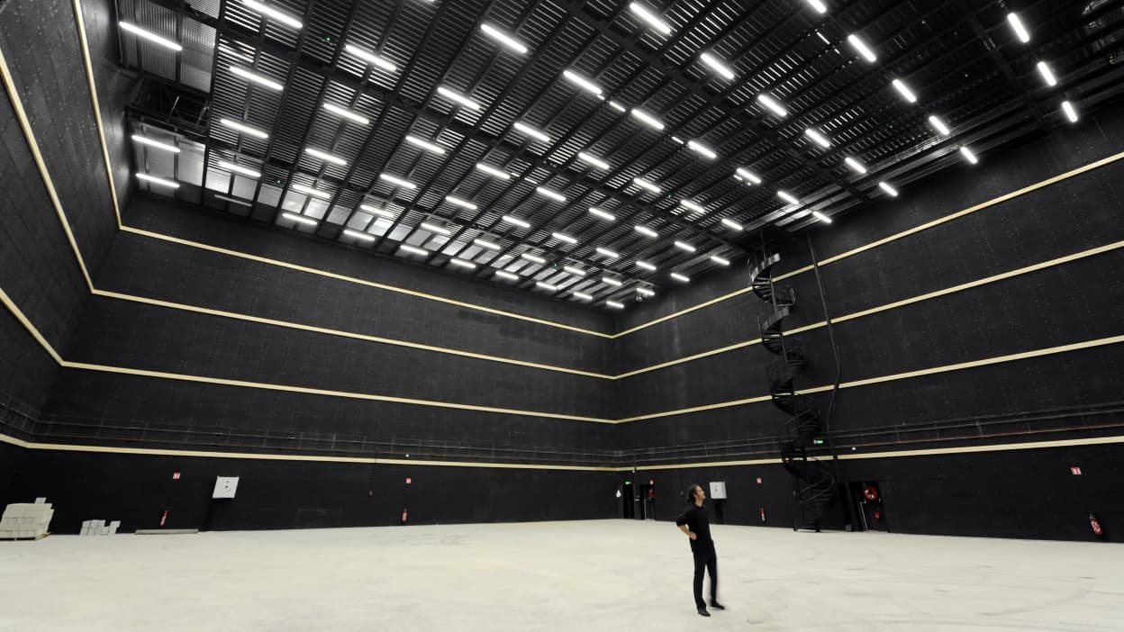 Débuts laborieux pour les studios de la Cité du cinéma de Luc Besson