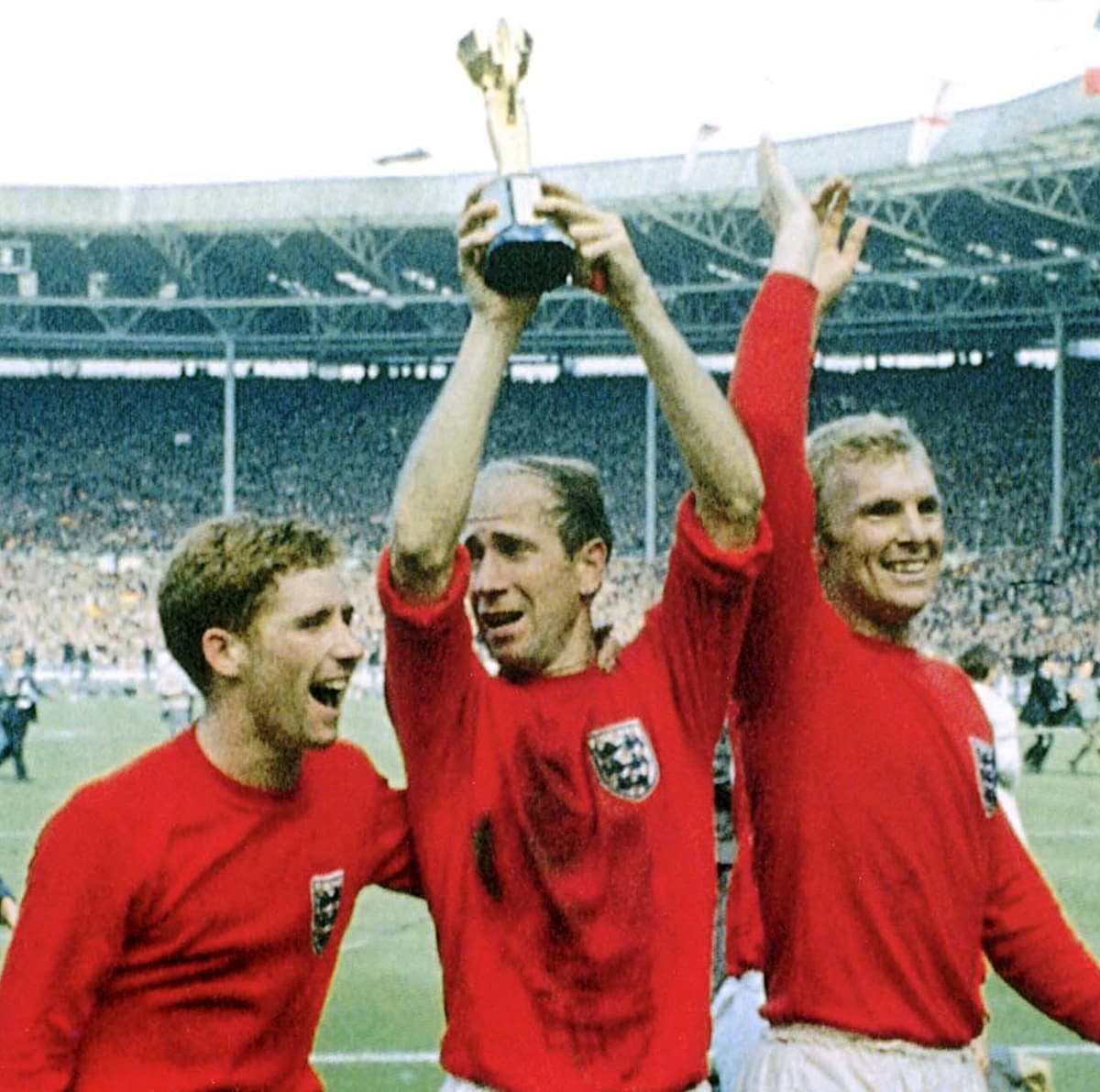 Charlton, Fontaine, Lapasset, Vialli... ces grandes figures du monde ...