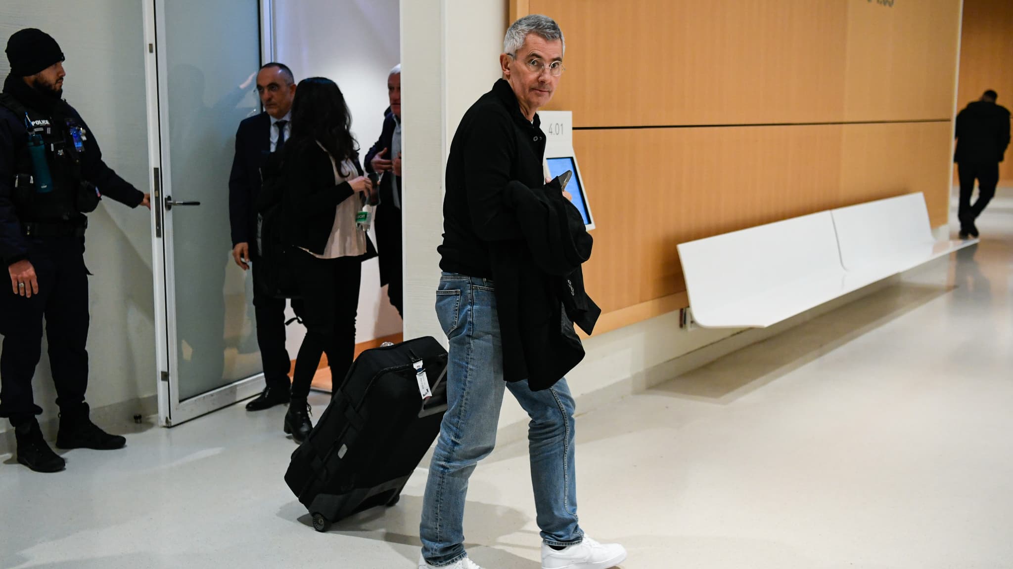 "Aucune excuse, aucun compte rendu": quand le médecin des Bleus charge ...