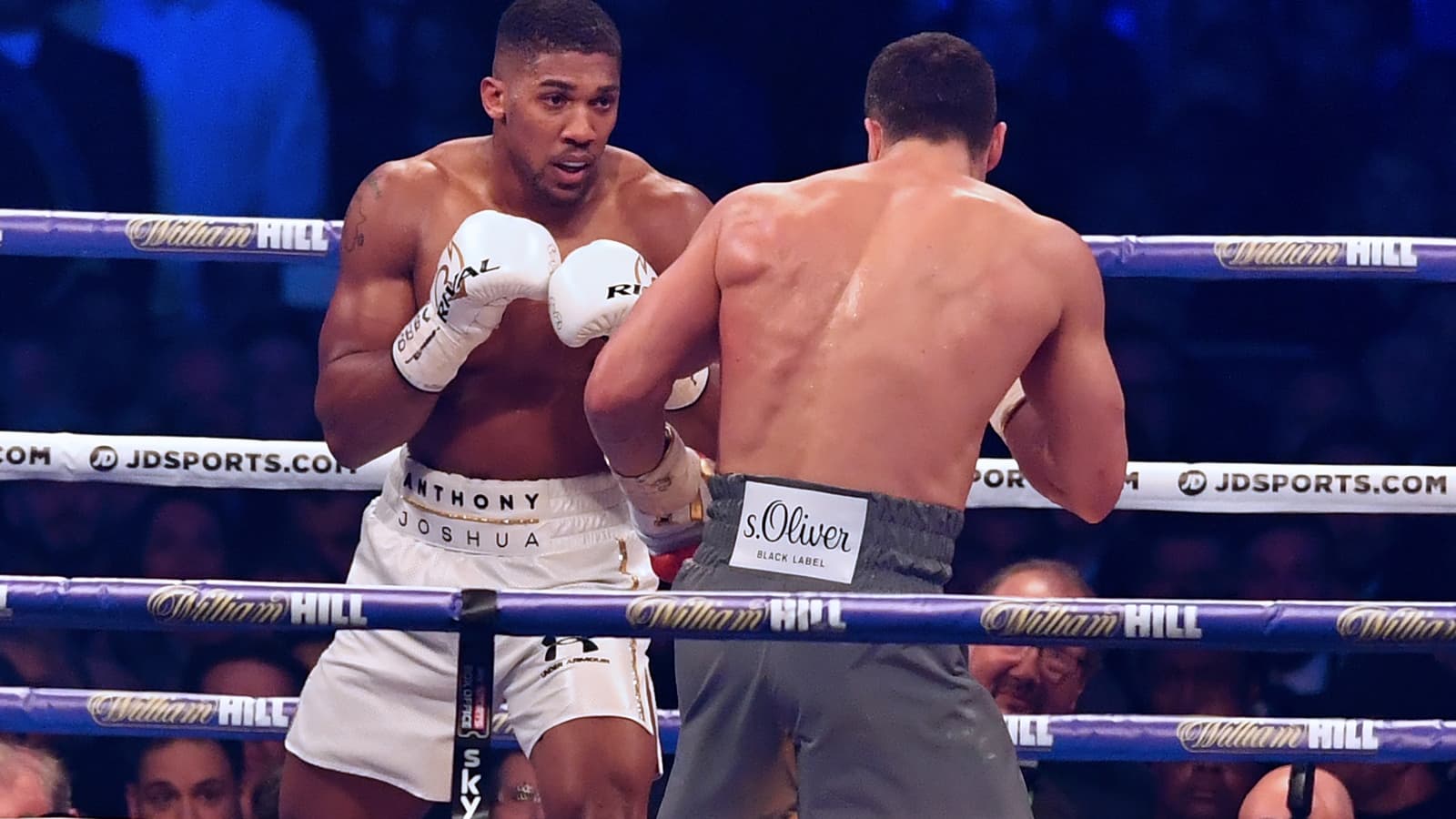 Boxe: Anthony Joshua, le n°1 mondial des poids lourds, en exclusivité ...
