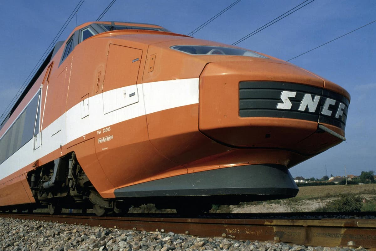 40 ans du TGV: comment le design et le service à bord ont évolué