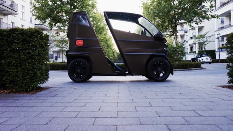 Cette voiture monoplace s'étire pour accueillir jusqu'à trois personnes