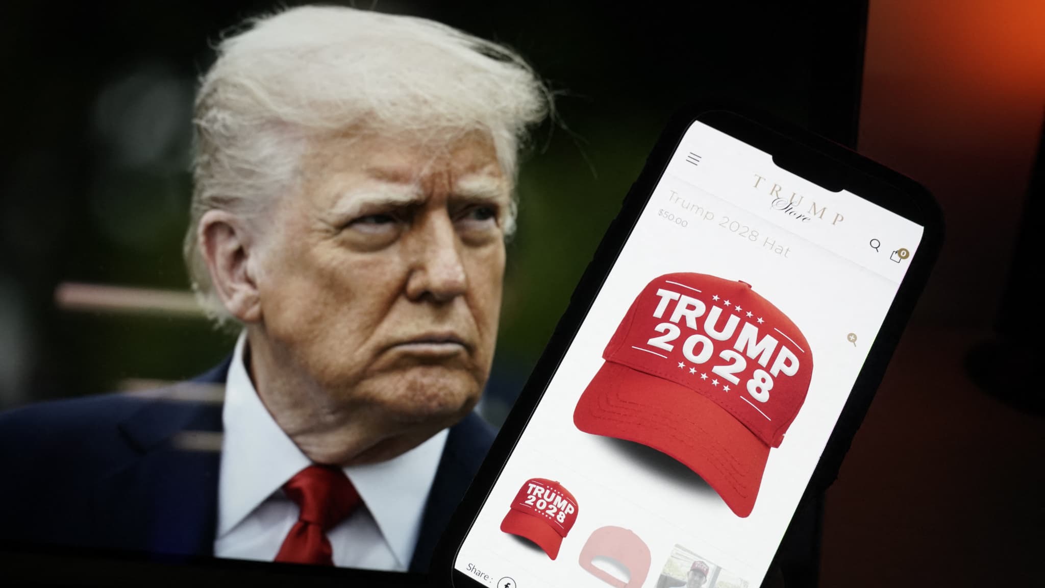 États-Unis: des casquettes et tee-shirts "Trump 2028" en vente sur la ...