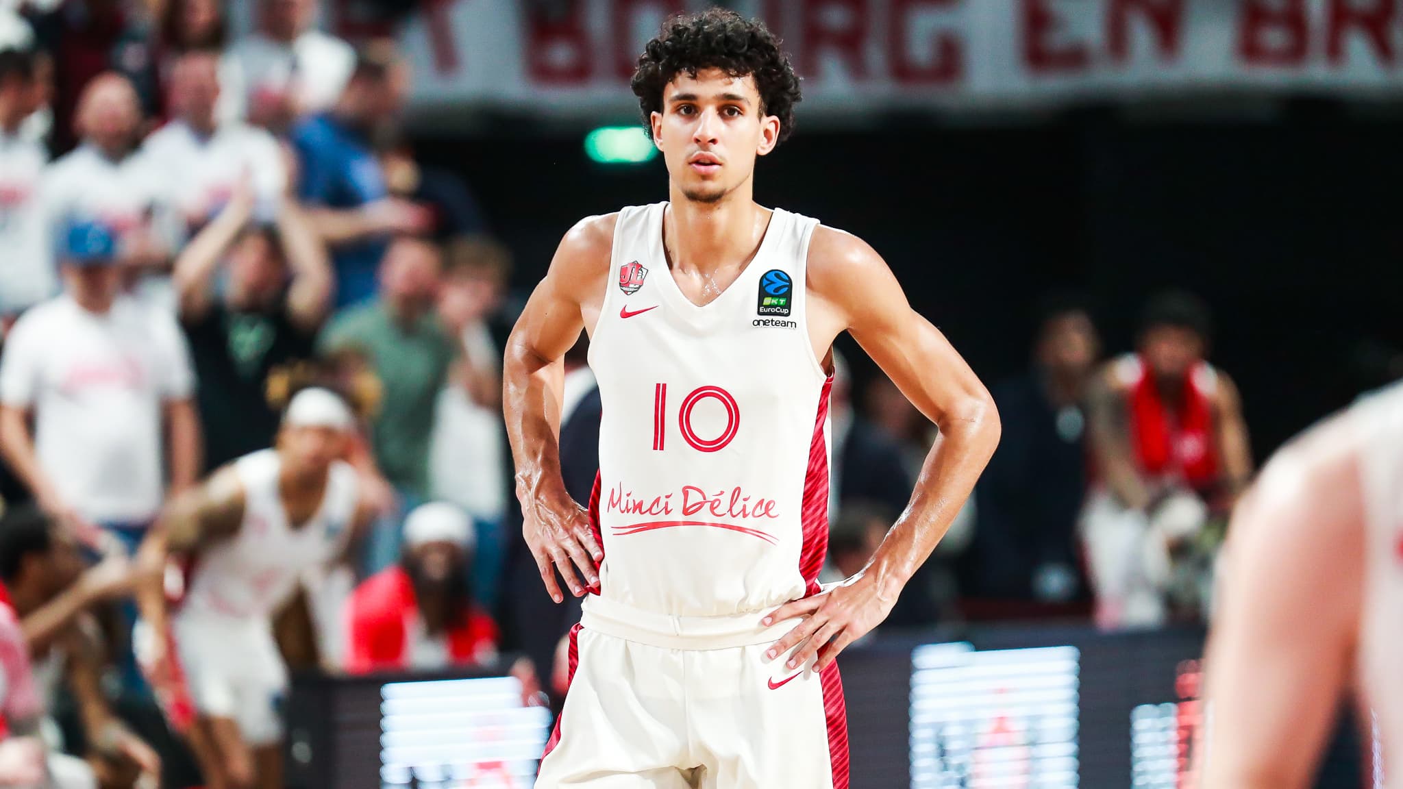 Basket: attendu très haut à la prochaine draft NBA, Zaccharie Risacher ...