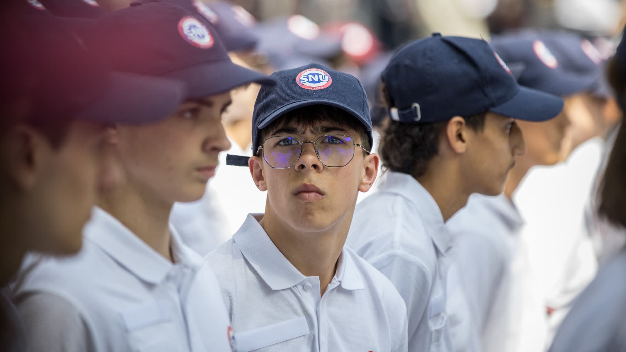 "La rigeur et le respect": que pensent les Français du nouveau service ...