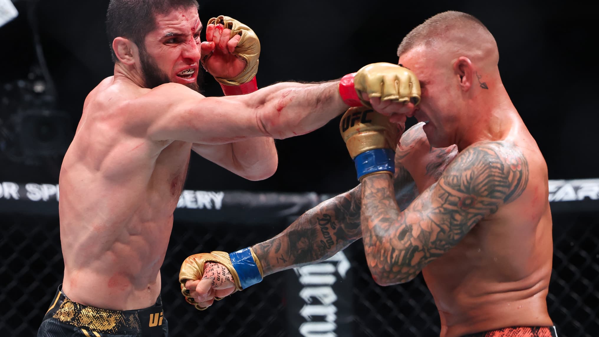 UFC: Makhachev conserve sa ceinture face à Poirier au bout d'un combat ...