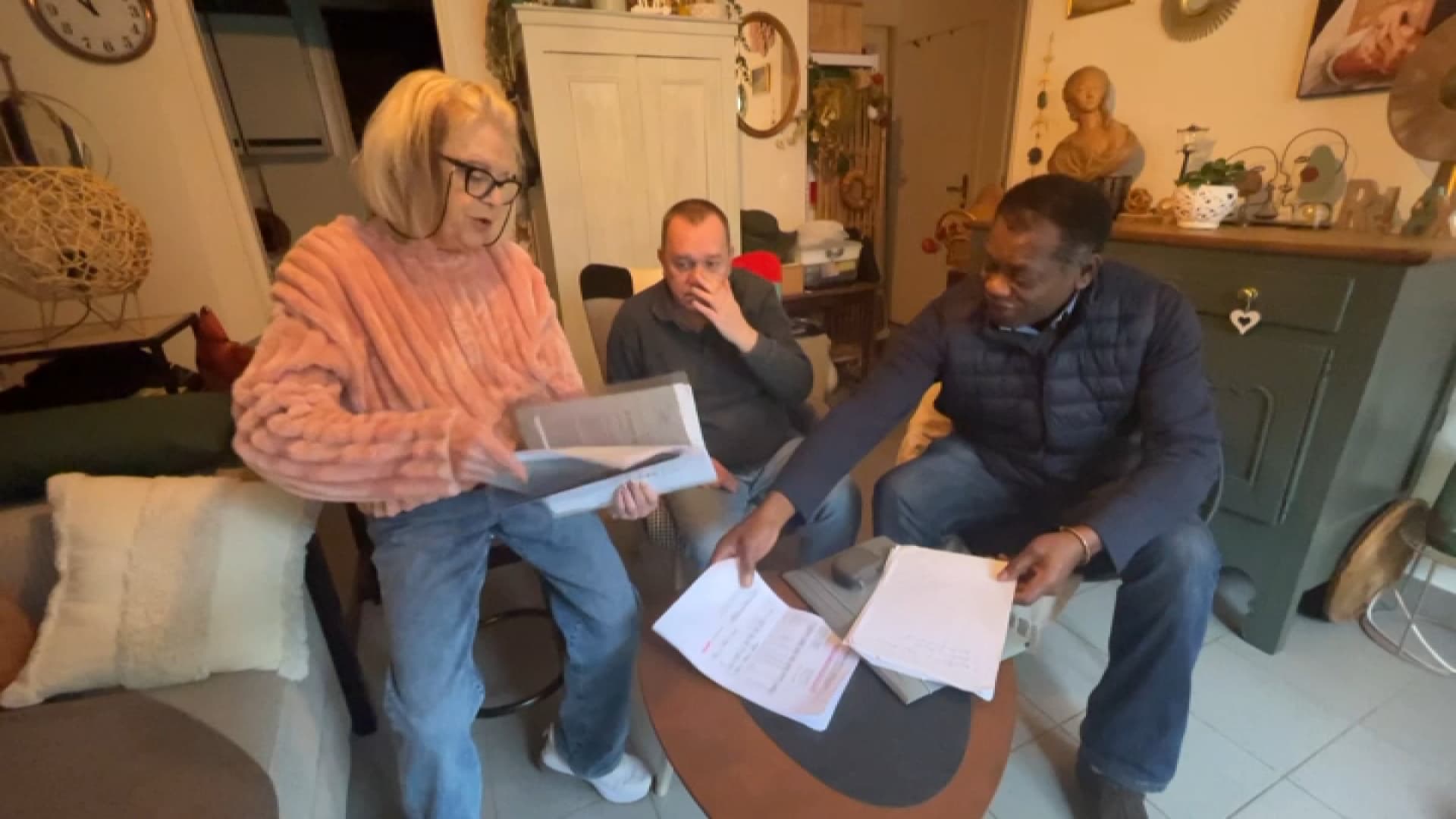 Essonne: les locataires d'un immeuble social contraints de payer des ...