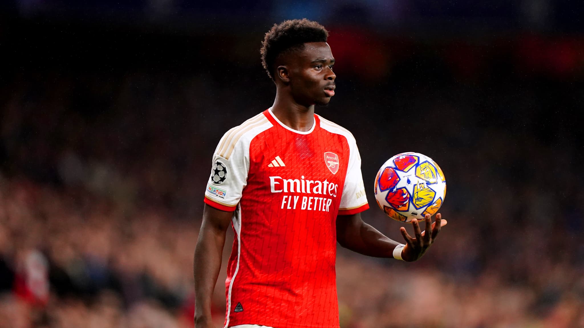 Arsenal: Bukayo Saka raconte les conseils qu'il reçoit de Thierry Henry